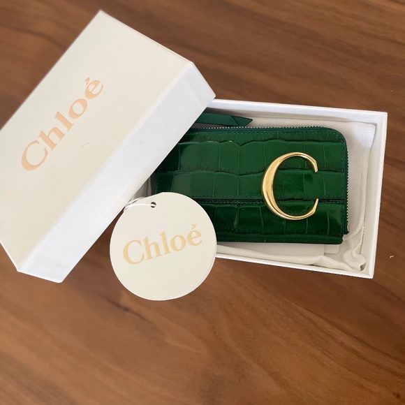 Chloe | Bags | Chloe C Logo Leather Wallet Card Case In Green | Poshmark